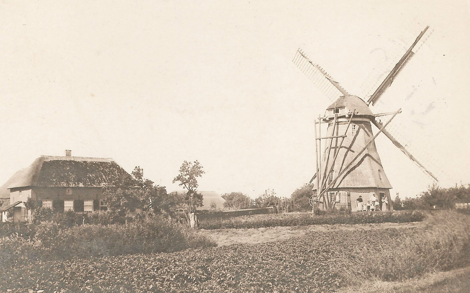 Molen Korenmolen van Ambrosius, Heerewaarden | Nederlandse Molendatabase