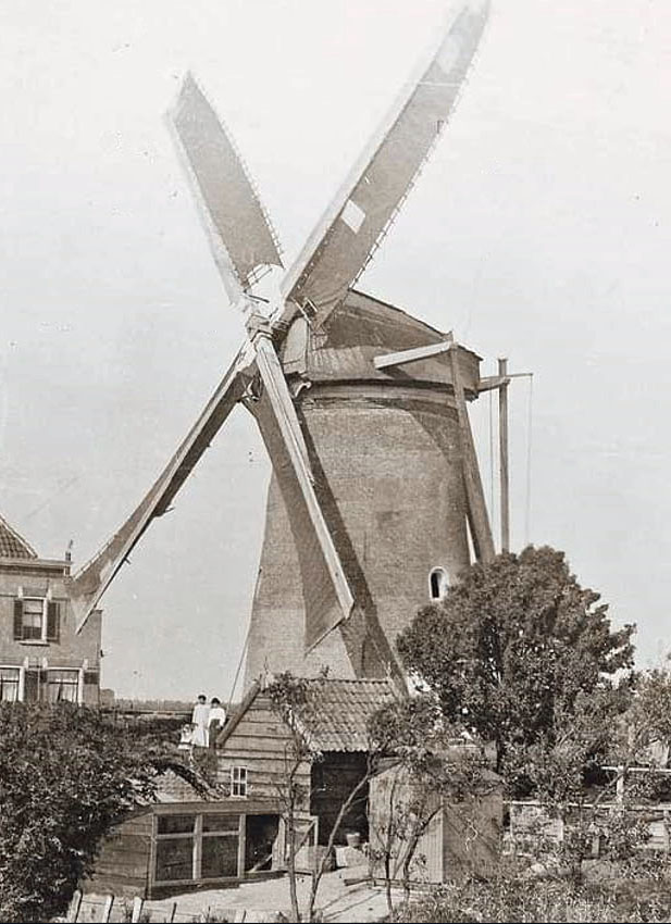 Molen Het Fortuin / Molen van Nieuwenhuizen, Dirksland | Nederlandse ...